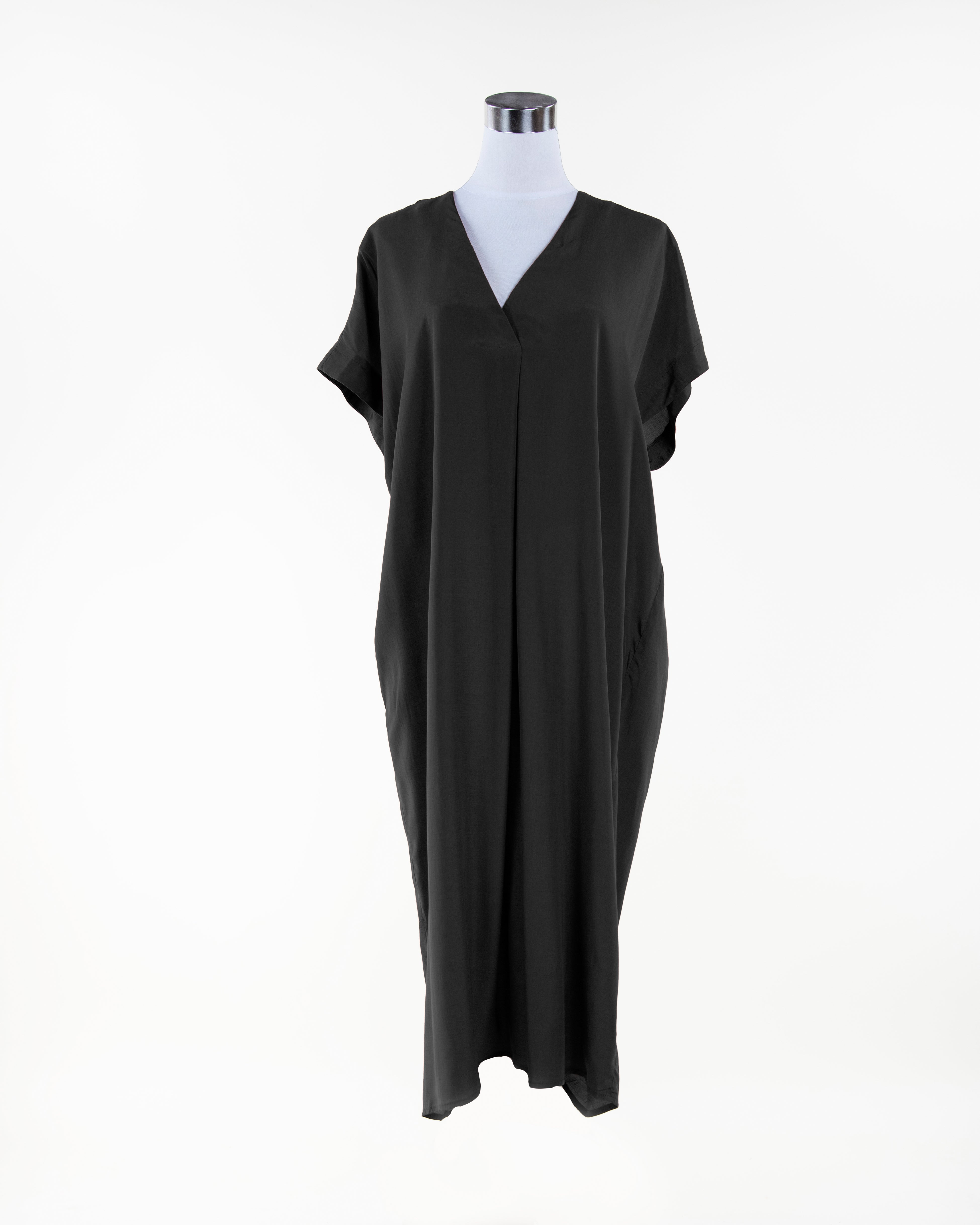 Lightweight V-Neck Boxy Dress - BLACK (S/M, L/XL) (Pack of 6 ...